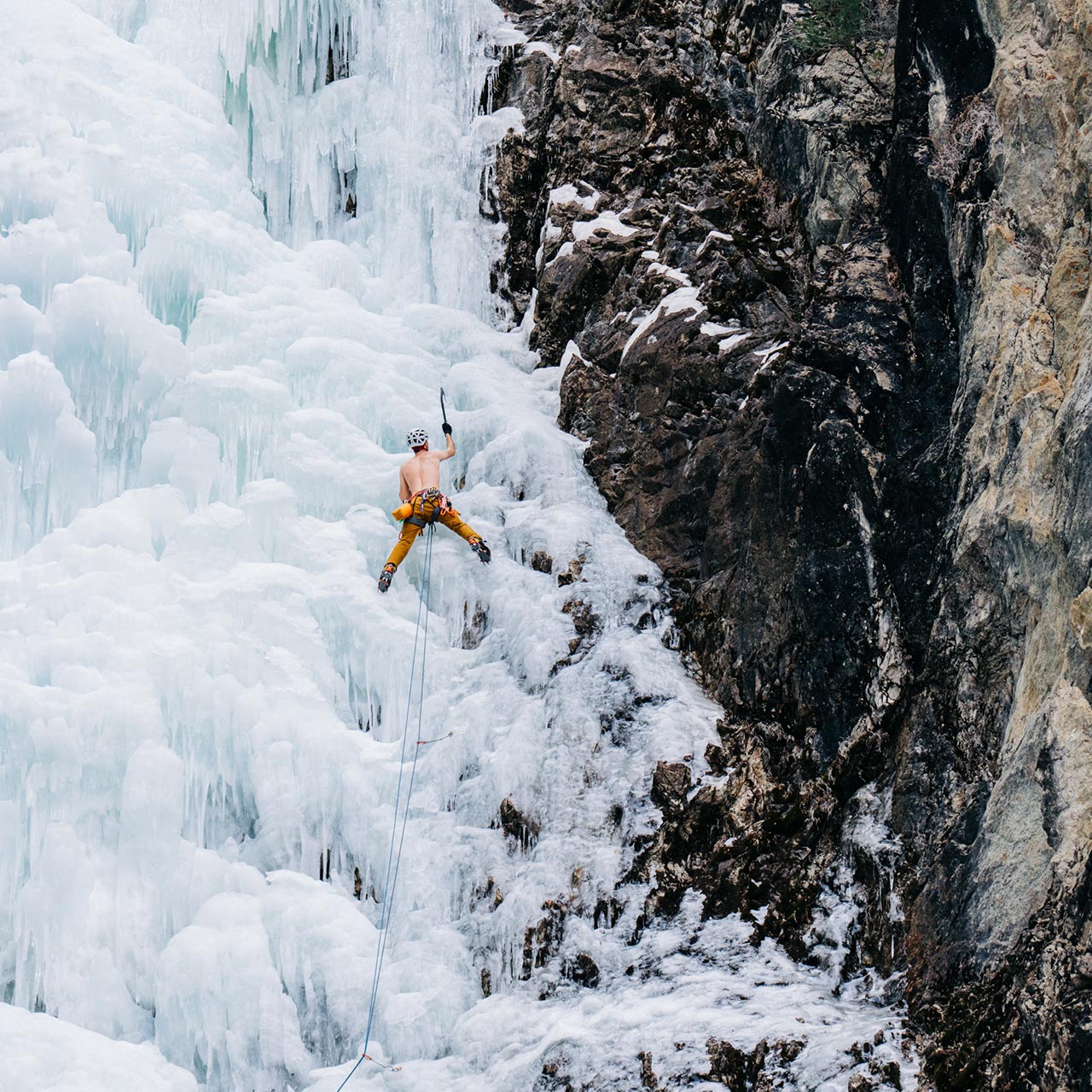 The Subtle Art of West Coast Ice Hunting - November 5th - Squamish ...